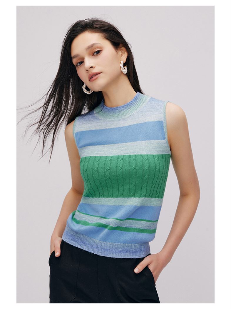 【限時特賣】隨性漸層小立領毛背心│MOMA台灣最大時尚女裝品牌